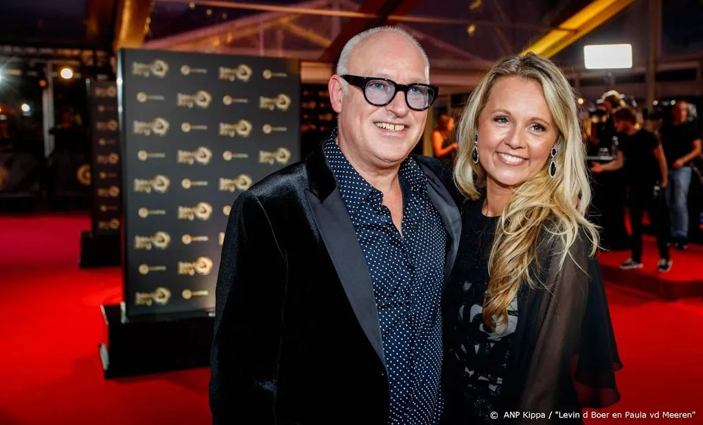 VI-collega's welkom op bruiloft René van der Gijp