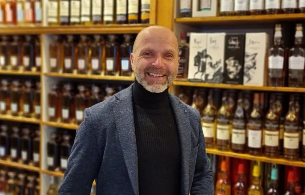 Slijters Centraal: Slijterij en Wijnhandel de Helm in Pijnacker