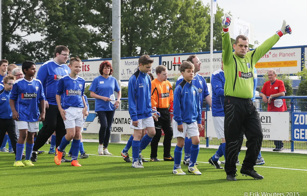Voetbal+ sc Woezik neemt deel aan ’Nobody Offside Tournament’