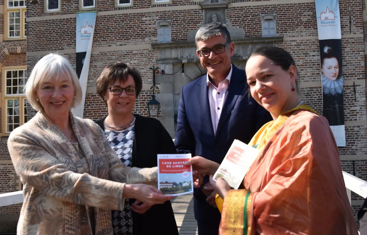 Opening Romeinse regionale fietsroute 'Luxe achter de Limes' in Kasteel ...