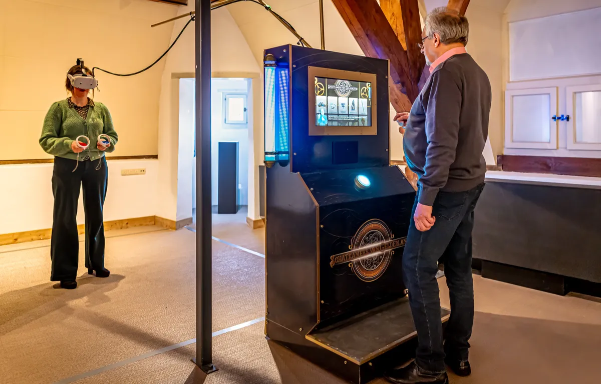 Objecten redden bij VR-game in Kasteel Wijchen