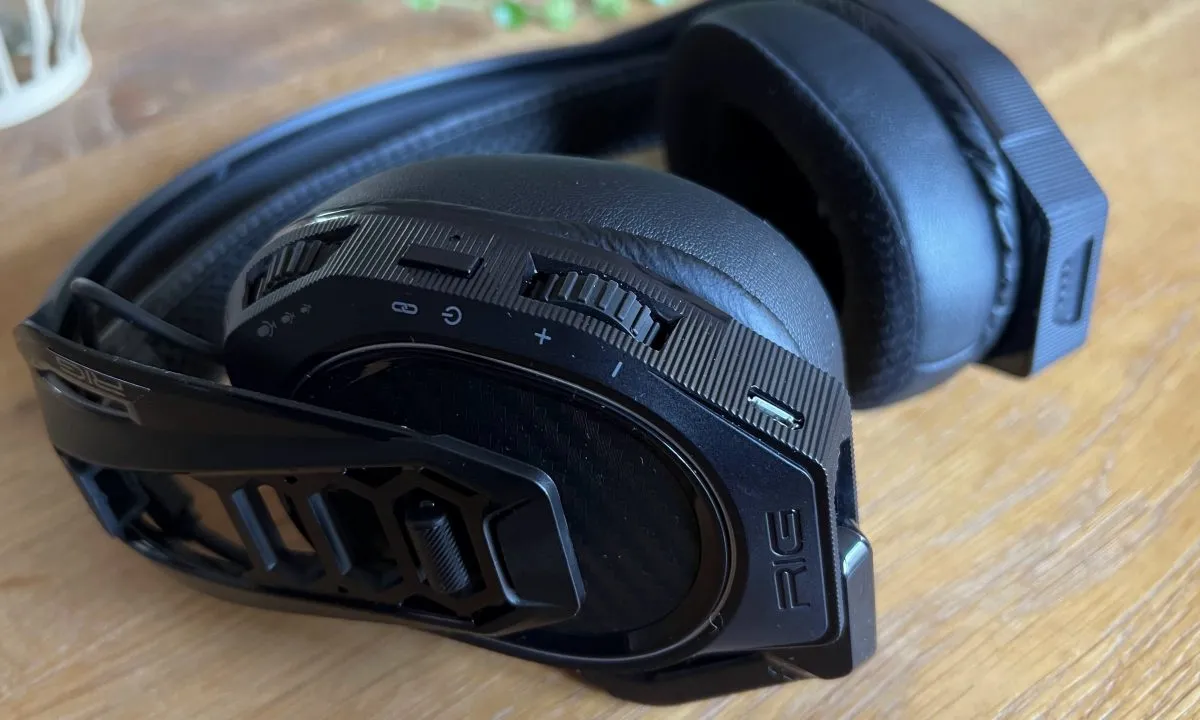 Nacon RIG 800 Pro HS Headset Review - Draadloze veelzijdigheid