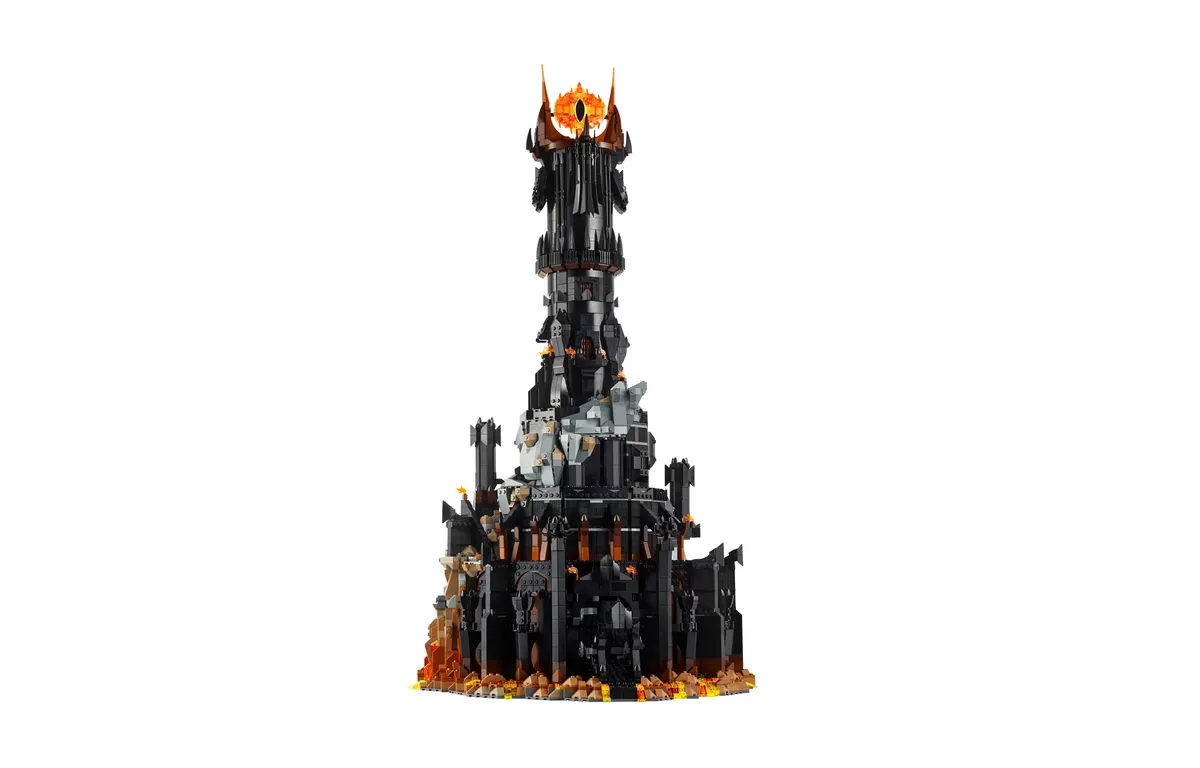 LEGO Barad-dûr officieel uit de doeken gedaan