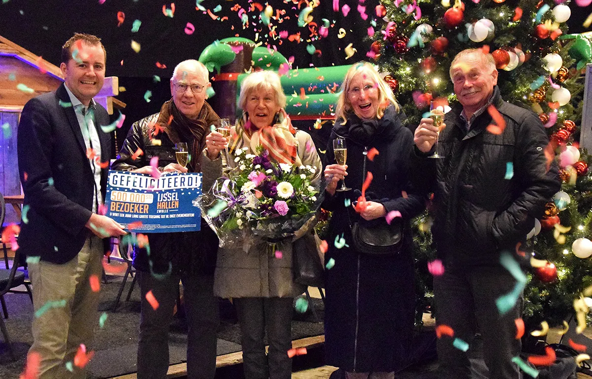 IJsselhallen Zwolle verrast Boukje Sa-Beimers als 500.000e bezoeker van 2018