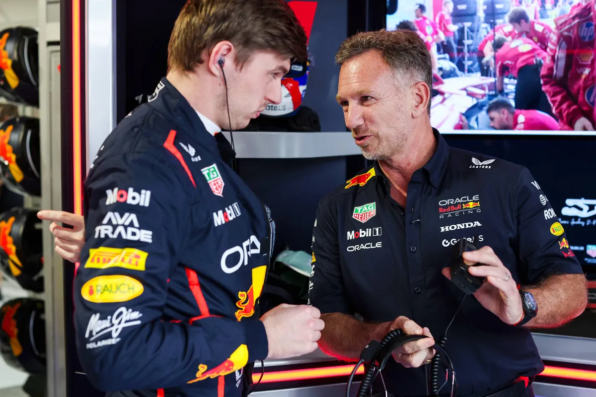 Verstappen reageert op geruchten over ontslag van Horner: "Geen idee waar dat vandaan komt"