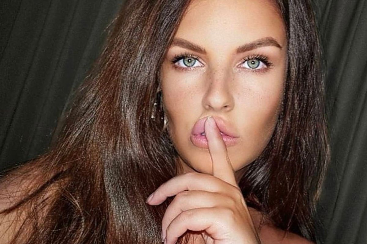 De knappe Sharon Grobben is nog steeds het populairste plus-size model ...