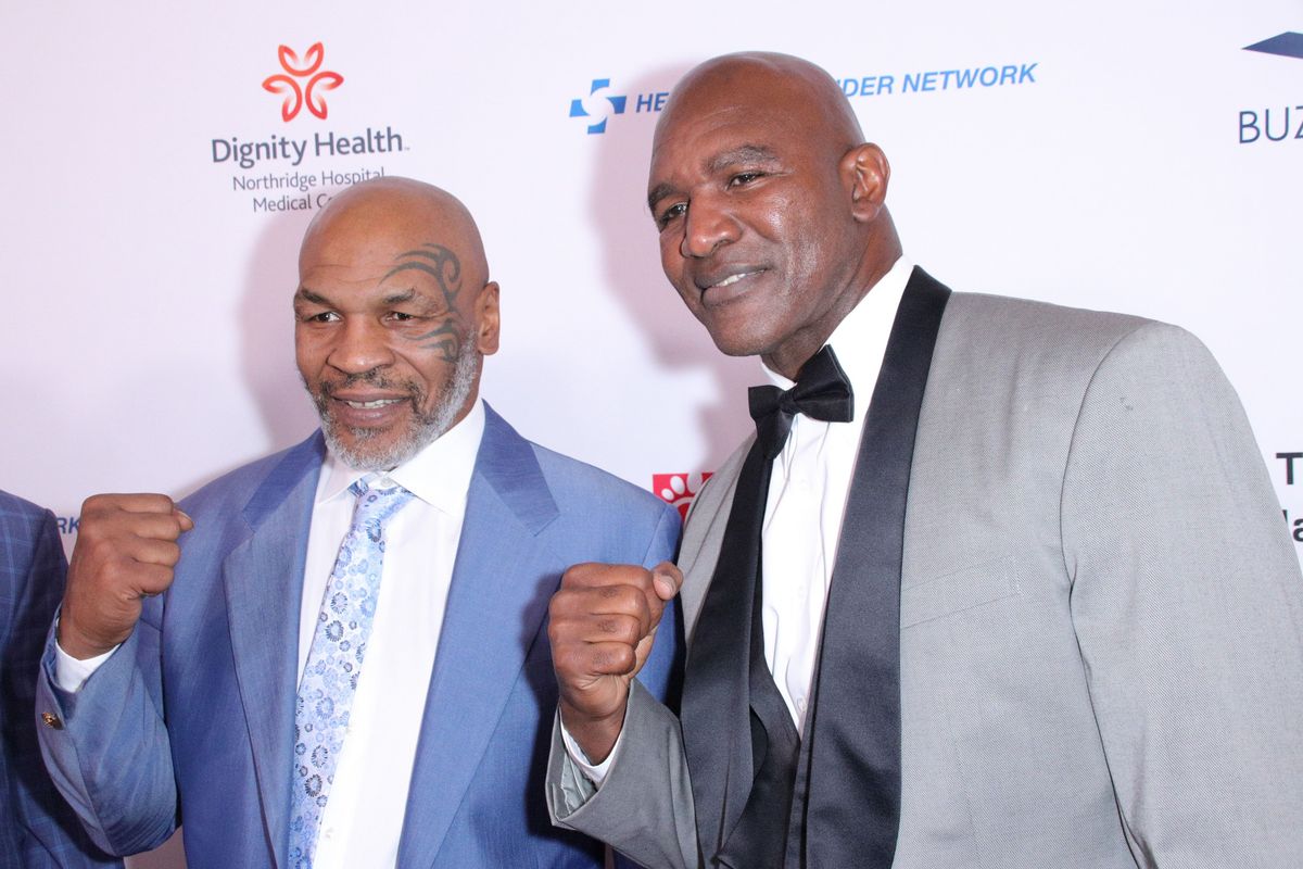 Mike Tyson onthult hoe hij 30 miljoen verdiende door het afbijten van ...