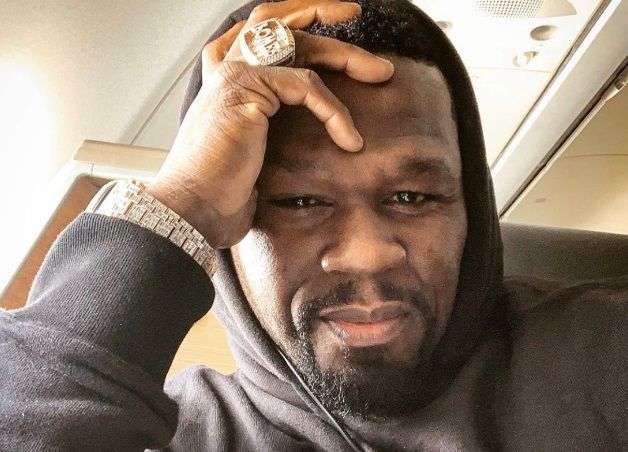 50 Cent gaat een gans jaar niet van bil gaan, en hij heeft daar een ...
