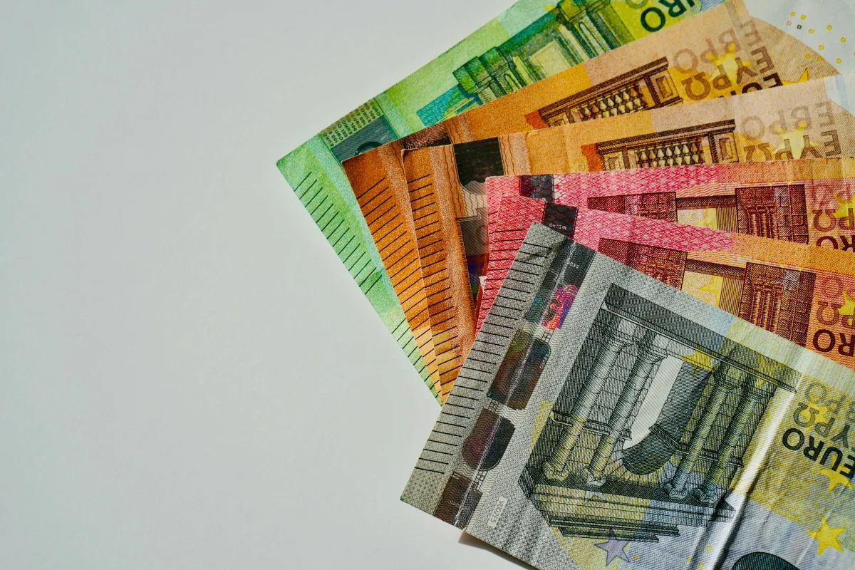 De lonen in Vlaanderen en Wallonië vergeleken: "Het verschil is veel ...