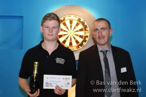 Mike de Decker wint BDO Teenage Open in algehele Belgische finale