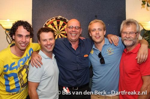 Co Stompé 'voert deel van taakstraf uit' tijdens Voetbal Inside