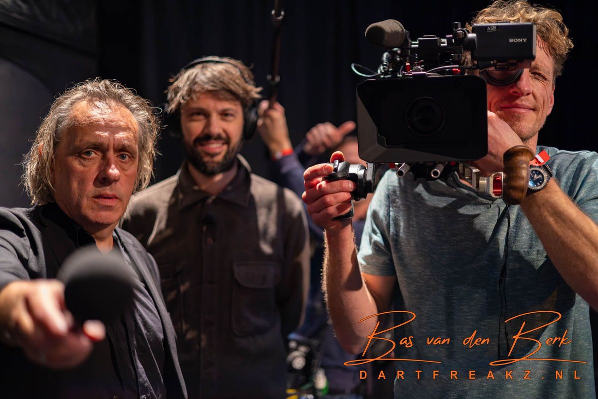 Marcel van Roosmalen met cameraploeg aanwezig bij Dutch Open voor tv ...