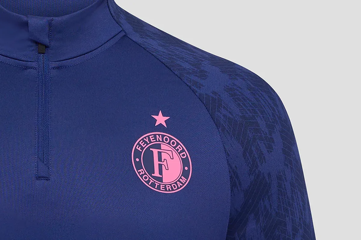 Nieuwe trainingslijn van Feyenoord gepresenteerd | FR12.nl