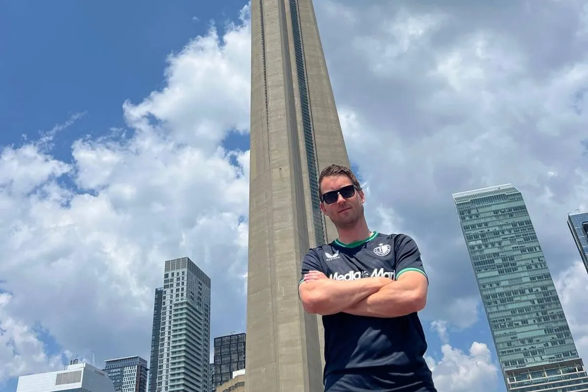Feyenoorders zijn overal: een avontuur voor werk in Toronto | FR12.nl