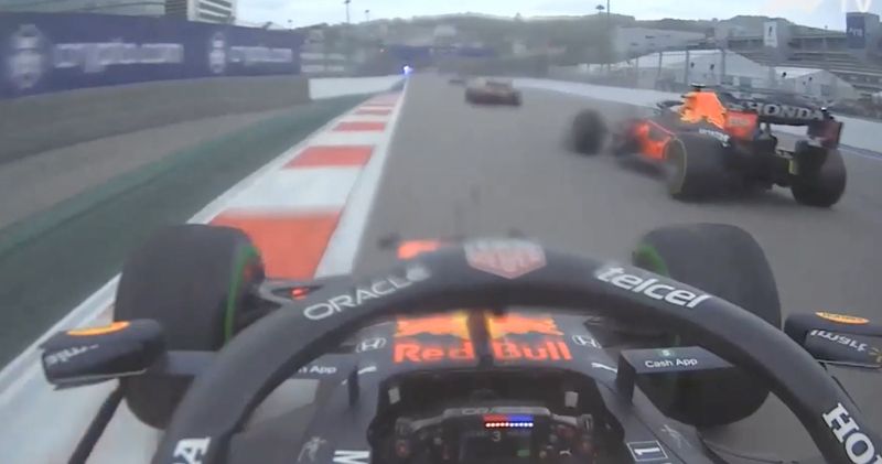 Video. Max Verstappen toont het verschil tussen natte en droge banden ...