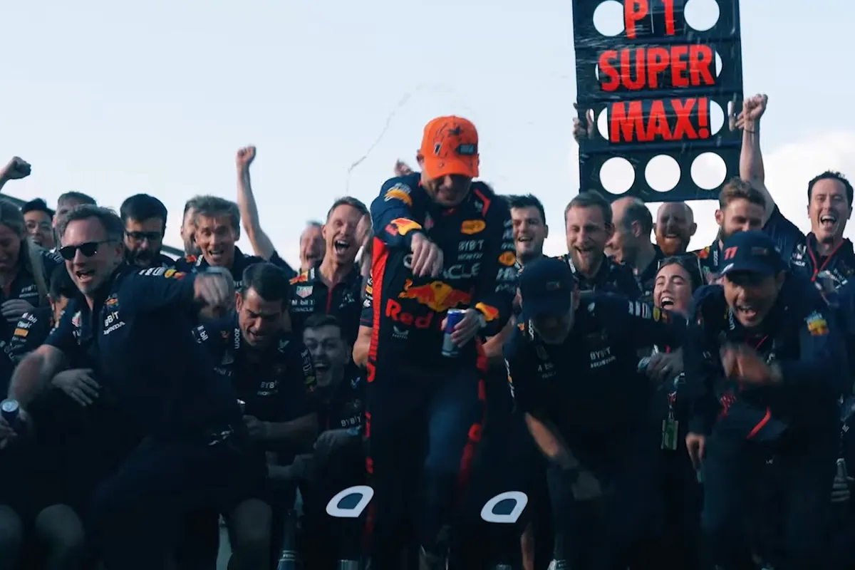 Video: Red Bull komt met terugblik na behalen van zesde constructeurstitel in Japan | GP33