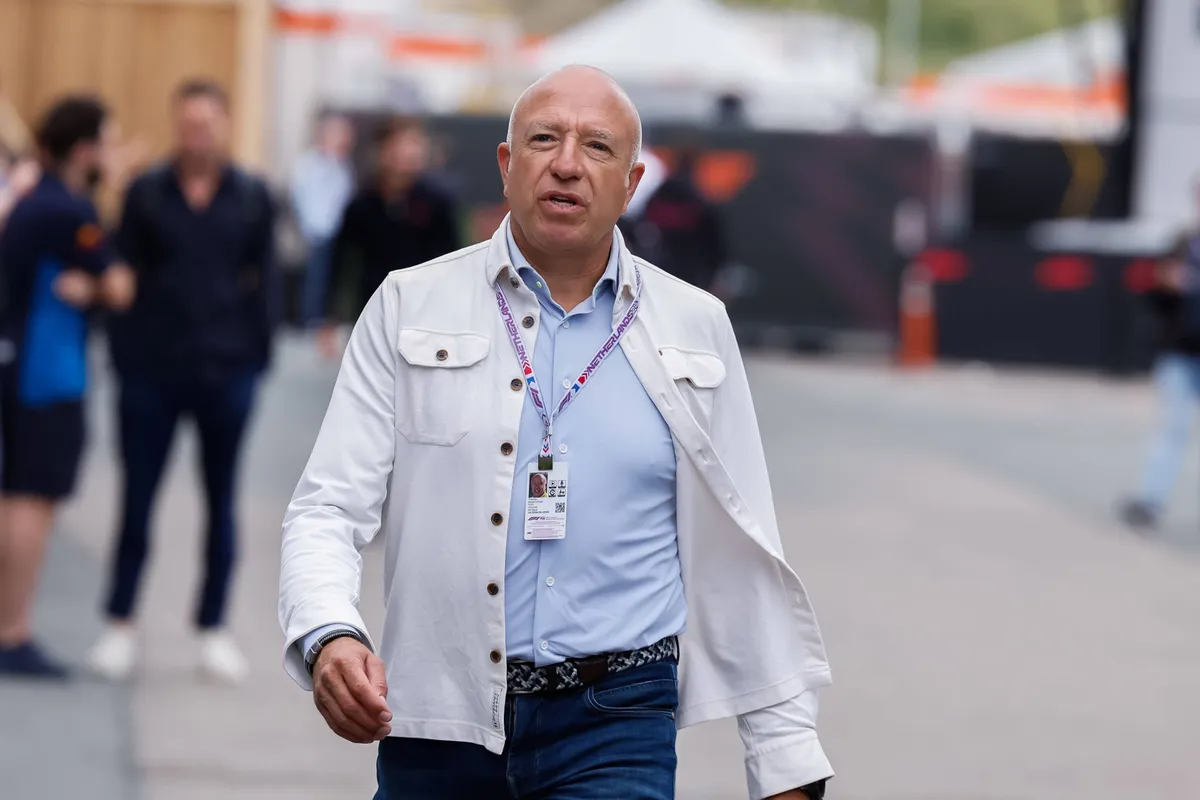 Tom Coronel laat zich uit over 'bizarre' beslissing Red Bull: 'Dat ...