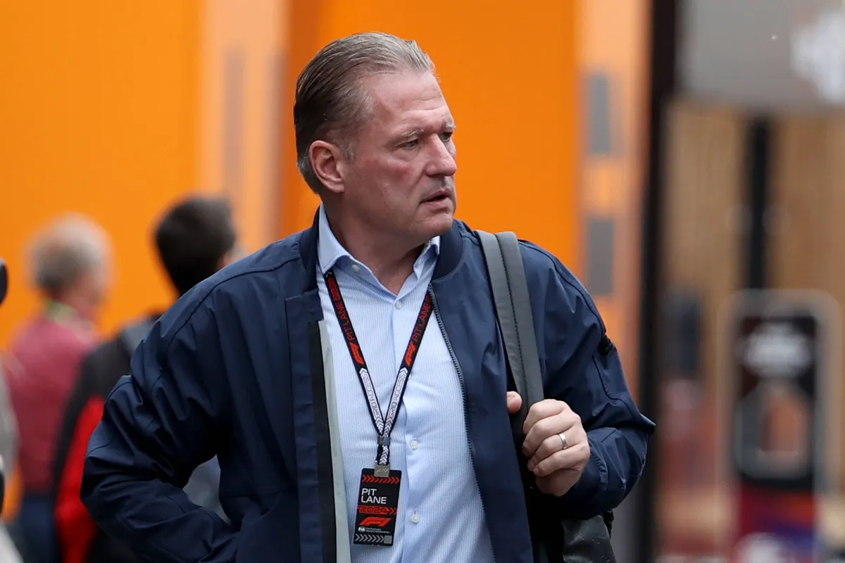 Jos Verstappen komt met heldere reactie op snelle Red Bull-exit Liam Lawson | GP33