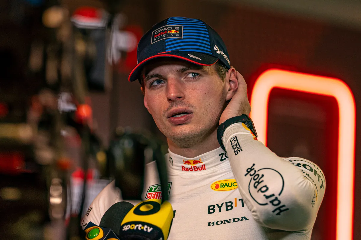 F1-prominent hint op shockerende transfer Max Verstappen: 'Een moeilijke keuze...' | GP33