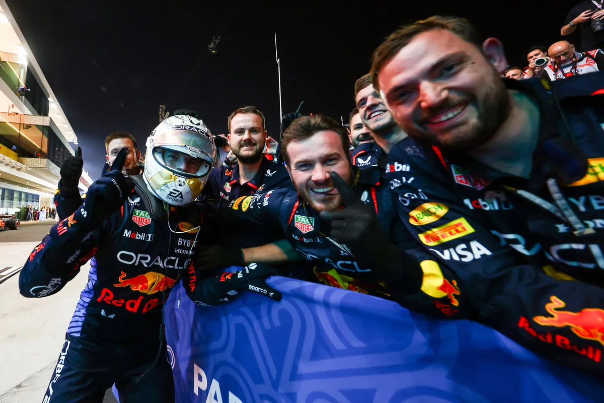 Max Verstappen organiseerde speciaal evenement voor Red Bull-personeel en maakt indruk met ...