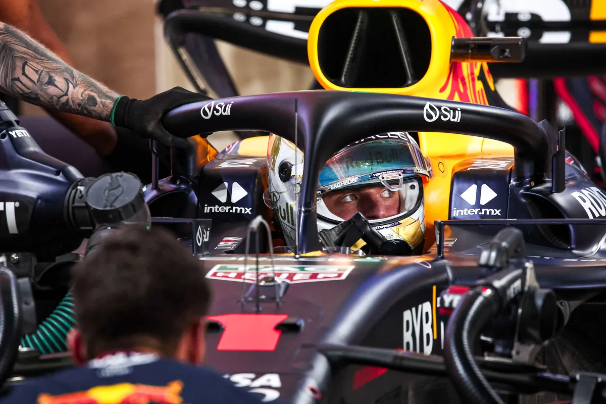 Foto: Max Verstappen kiest voor nieuwe look in 2025-seizoen | GP33