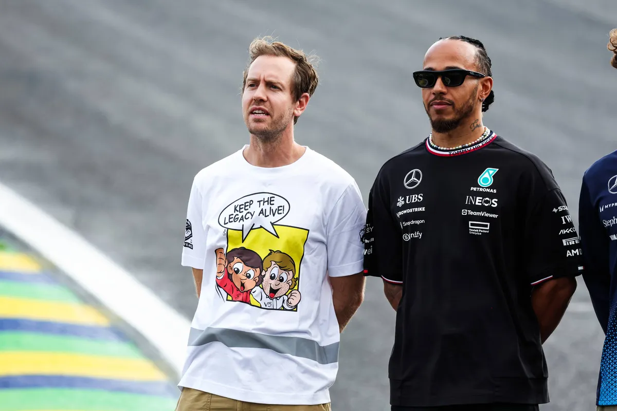 Sebastian Vettel waarschuwt Lewis Hamilton voor gedrag Ferrari richting ...