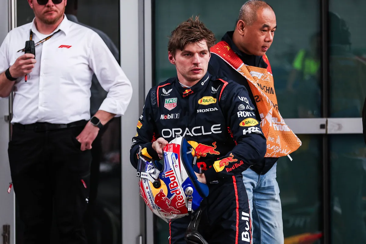Max Verstappen is woedend op Red Bull en haalt keihard uit naar eigen team | GP33