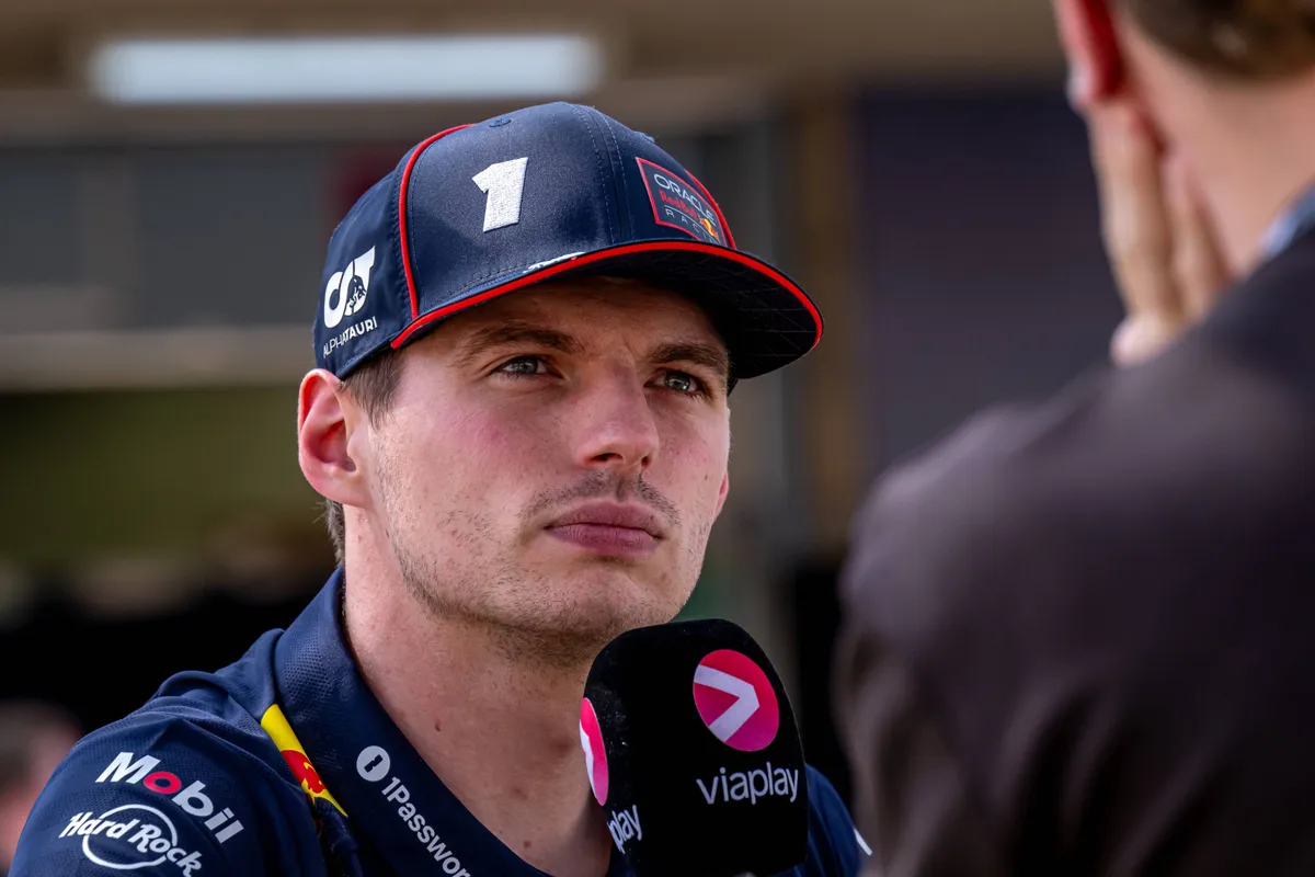 Sky Sports-verslaggever geeft Max Verstappen hoop en heeft slecht nieuws voor F1-rivaal | GP33