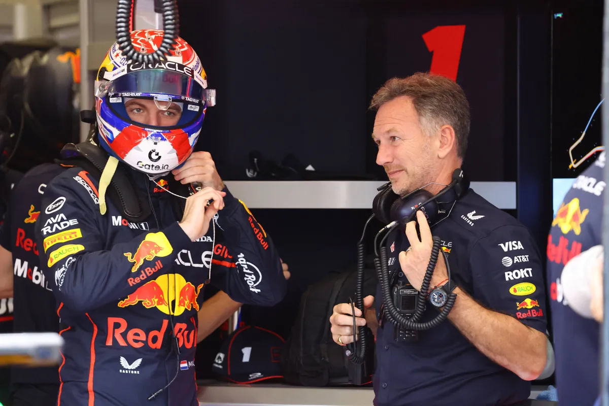 Christian Horner ziet Mercedes spelletje spelen met Max Verstappen | GP33