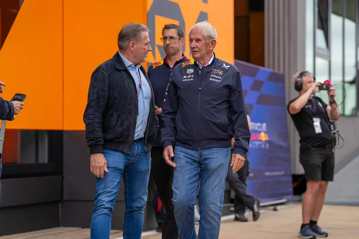 Helmut Marko onthult dé reden waarom Max Verstappen een nieuwe teambaas heeft | GP33