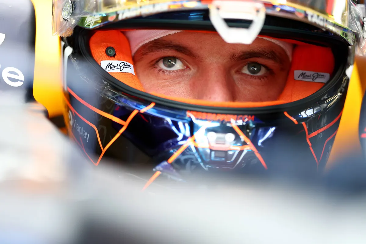 Sky Sports-analist wijst Max Verstappen als schuldige aan voor pijnlijke Red Bull-situatie | GP33