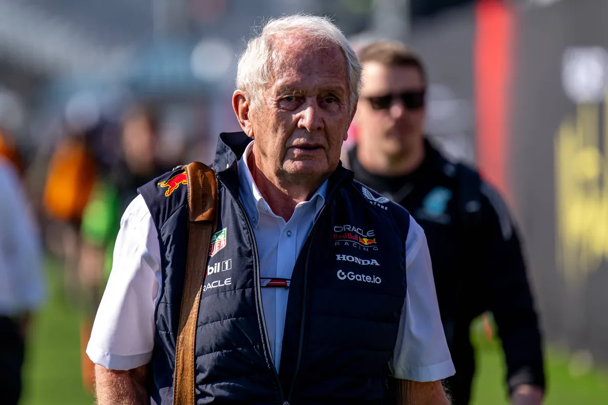 🚨 Helmut Marko deed plotseling een schokkende onthulling over de toekomst van Max Verstappen ...