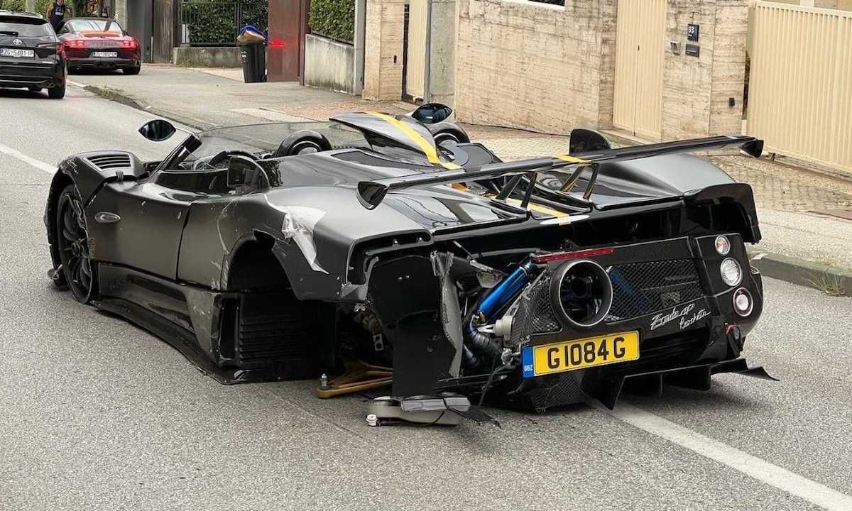 Pagani van €17 miljoen crasht hard en pijnlijk
