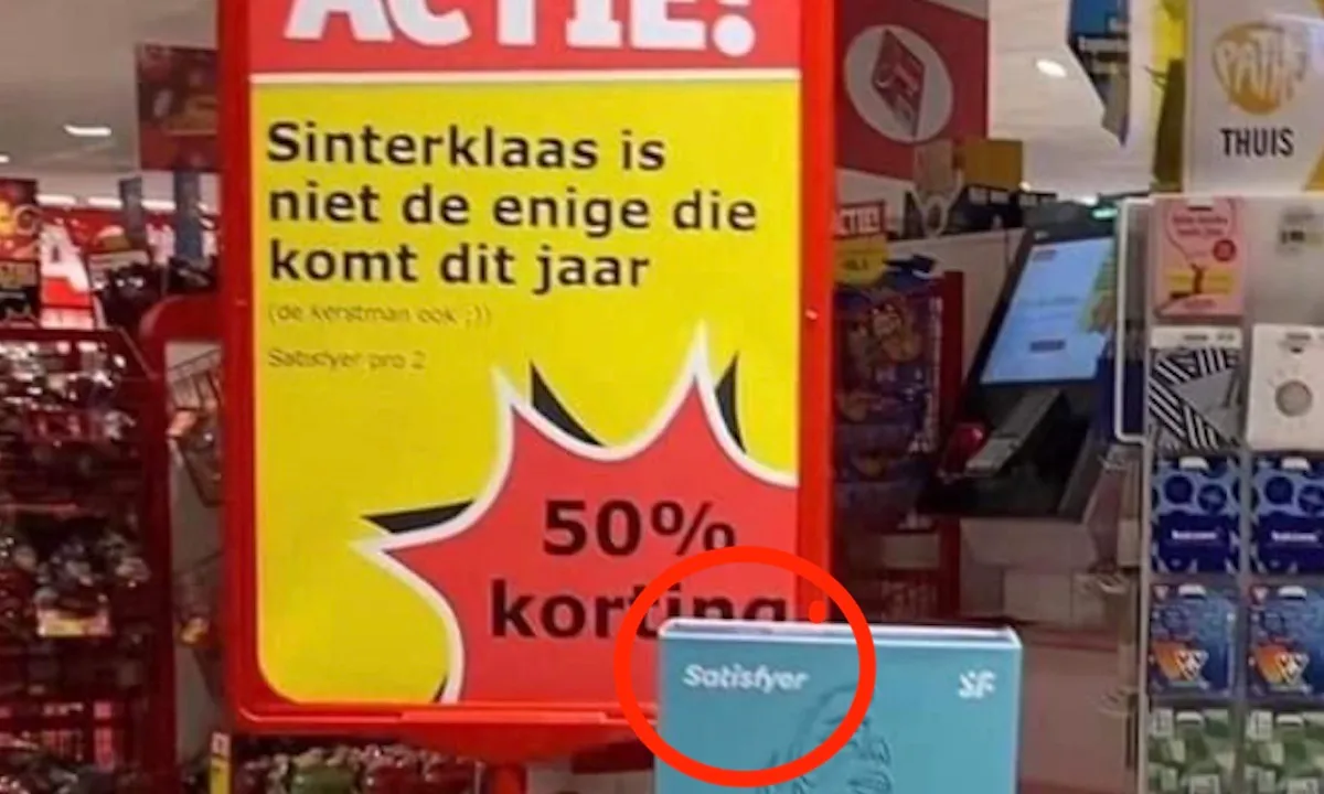 Opvallende reclame van Kruidvat: 'Sinterklaas is niet de enige die komt ...