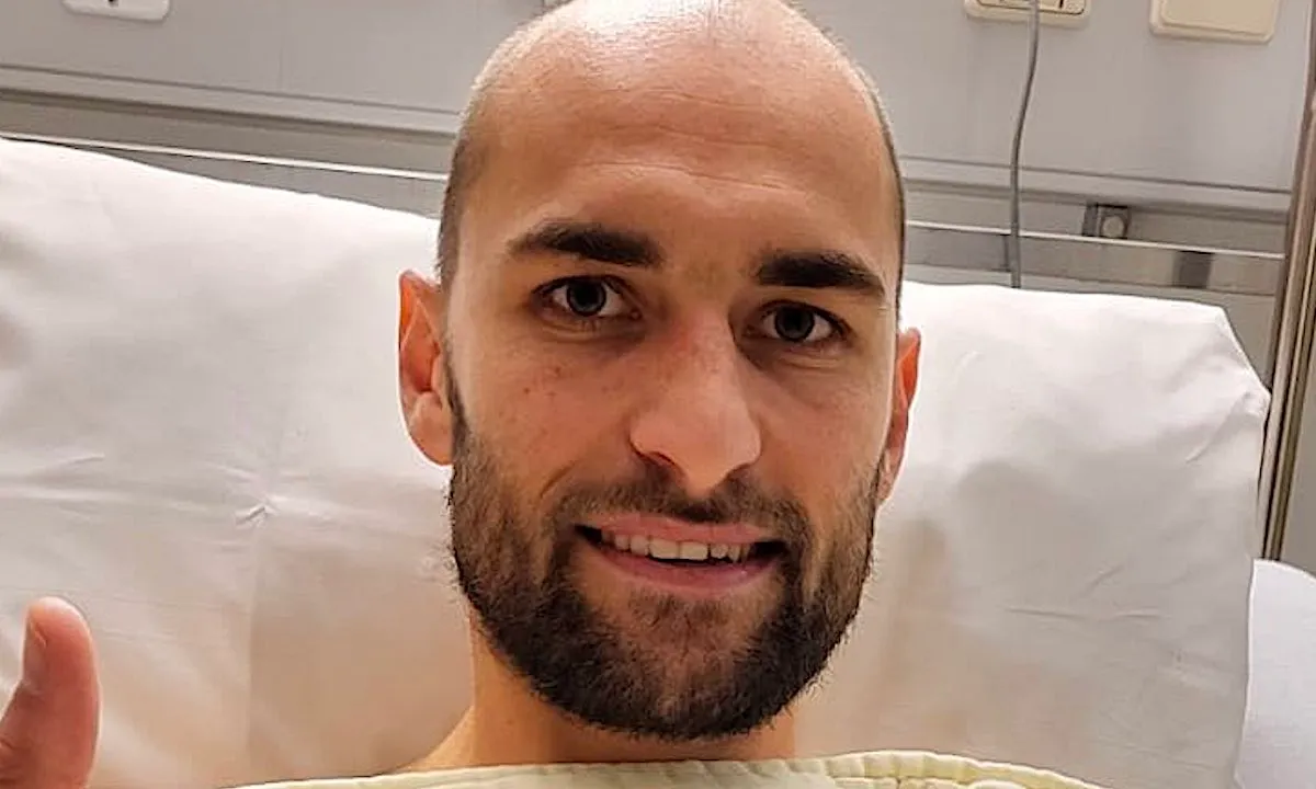 Bas Dost geeft teken van leven: dit is er met zijn hart aan de hand ...