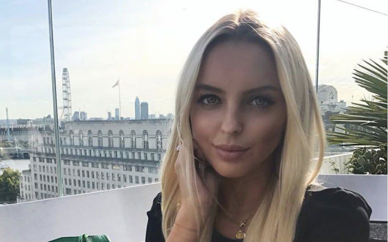 Luna Stevens blaast Instagram omver met inkijk in haar boezem: "Wat een ...