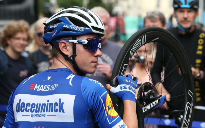 Remco Evenepoel Doet Opmerkelijke Onthulling Ik Doe Dat Altijd Op Het