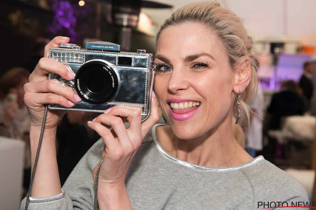 Tanja Dexters maakt volgers gek met foto van haar blote billen