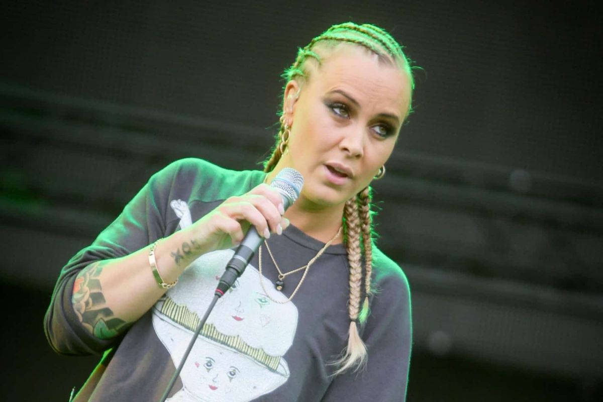 Zangeres Anouk (47) heeft slecht nieuws over haar gezondheid ...