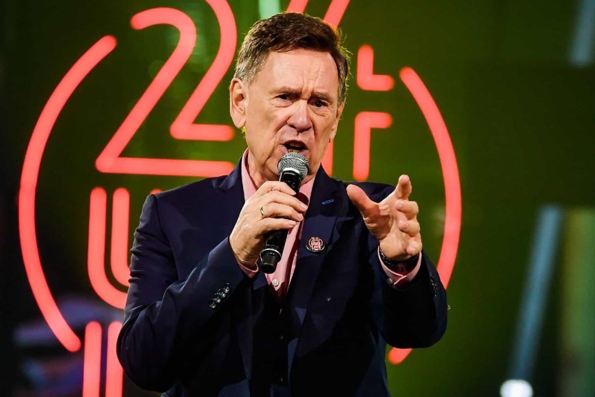 Zanger Koen Crucke deelt aangrijpende beelden vanuit het ziekenhuis ...