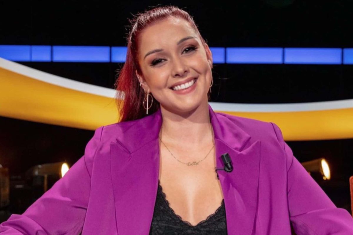 Sexy Lotte Vanwezemael doet vriestemperaturen helemaal vergeten in pikante lingerie: "Wauw!"