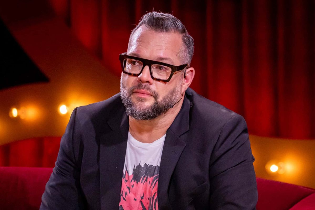 Alex Agnew (50) heeft droevig nieuws over zijn gezondheid en moet ...