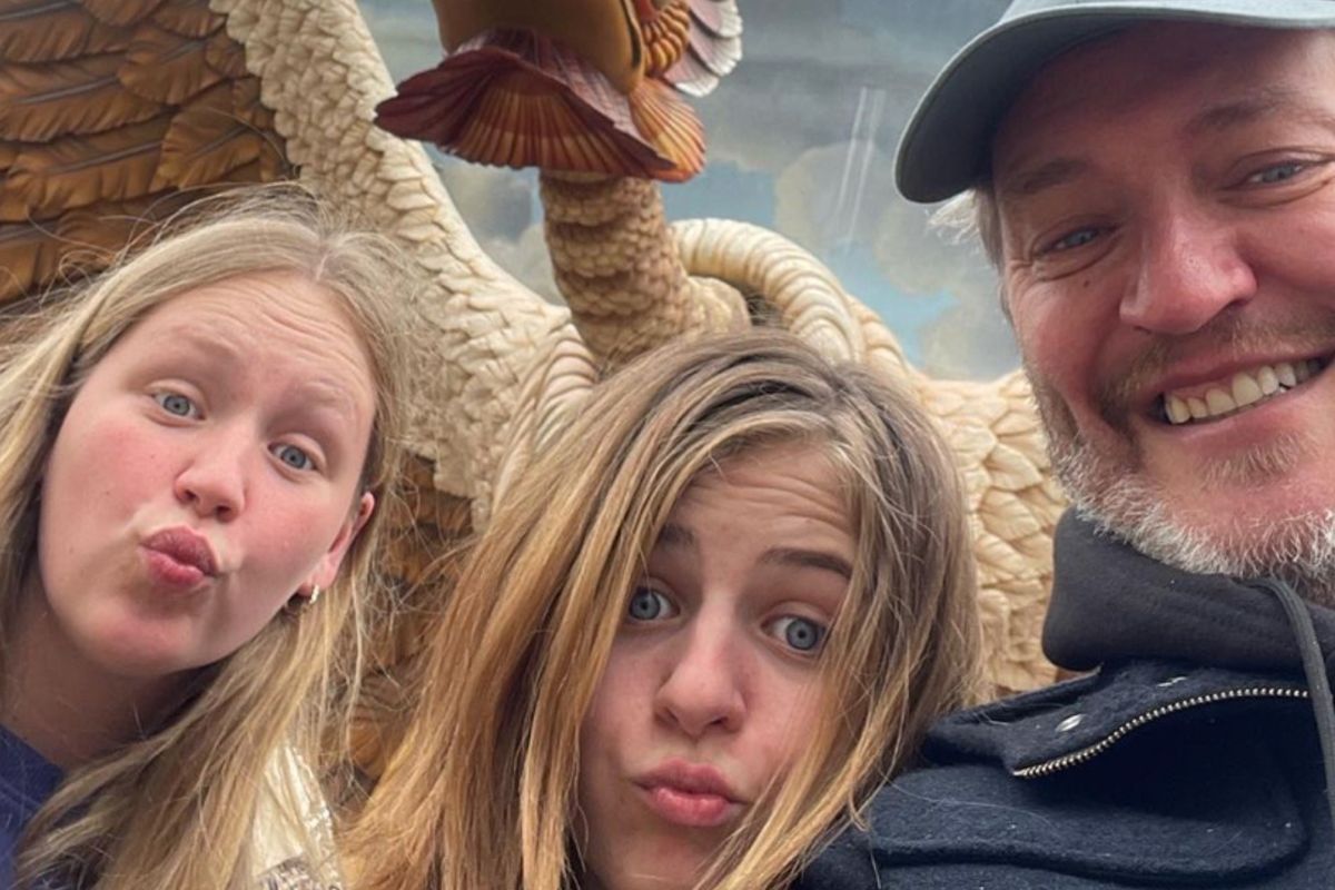 'Familie'-acteur Kürt Rogiers erg aangedaan door wat hij te horen ...