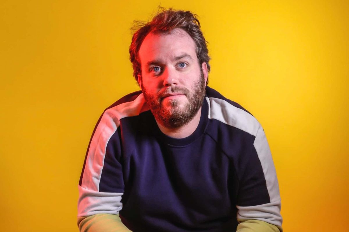 Jens Dendoncker als nieuwe presentator van ‘The Masked Singer’ zorgt ...