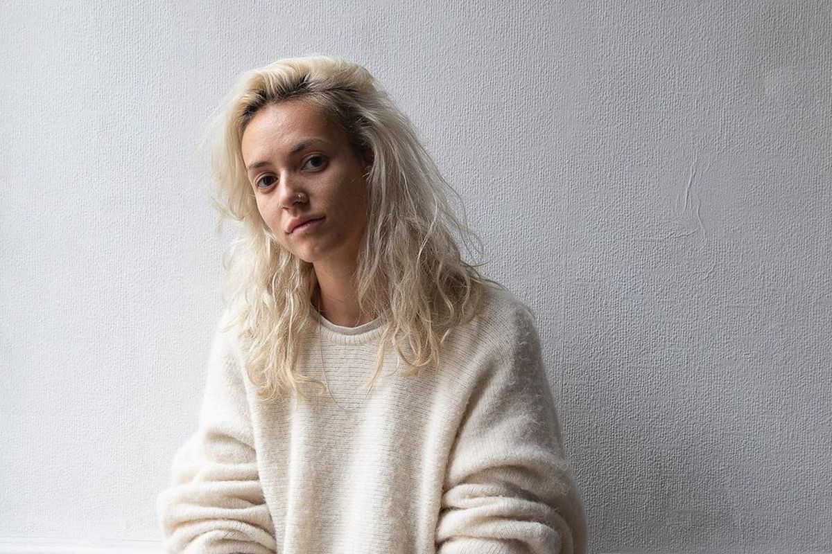 Jitske Van de Veire krijgt zware kritiek na deze foto met haar borsten ...