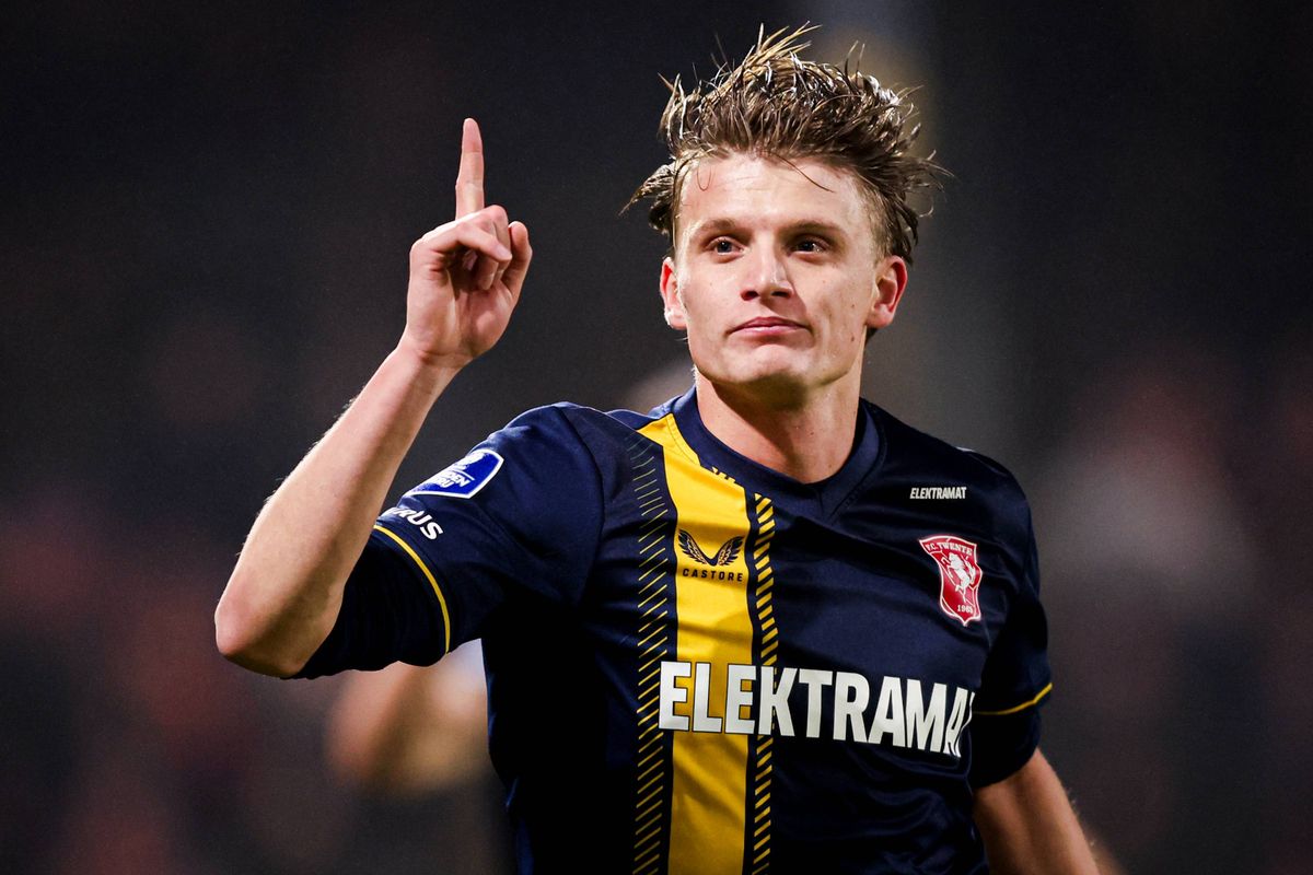 Steijn bereikt nieuwe mijlpaal in race om Eredivisie-topscorer, De Jong ...
