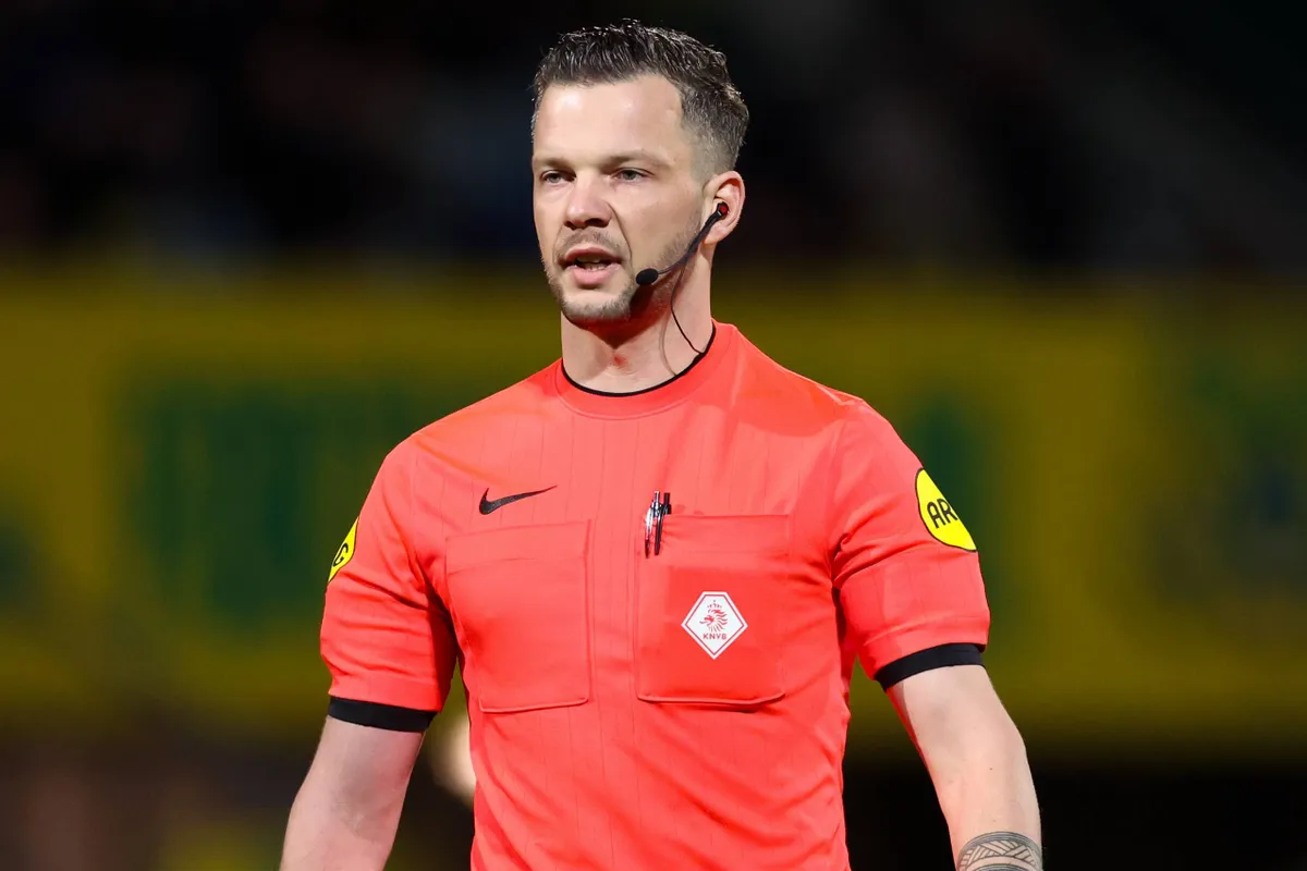 KNVB kiest voor primeur: 32-jarige scheids fluit FC Twente voor het ...