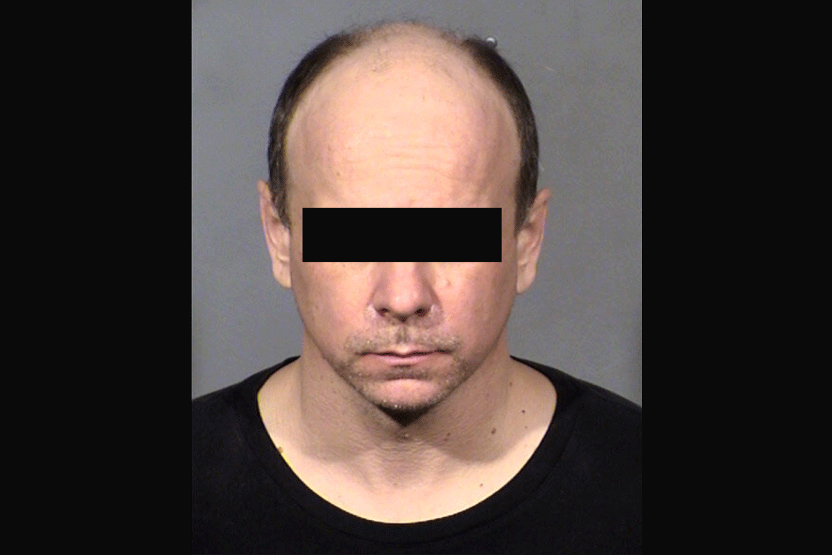 Pedojacht! Bekende vechtmanager opgepakt: Seks met minderjarigen