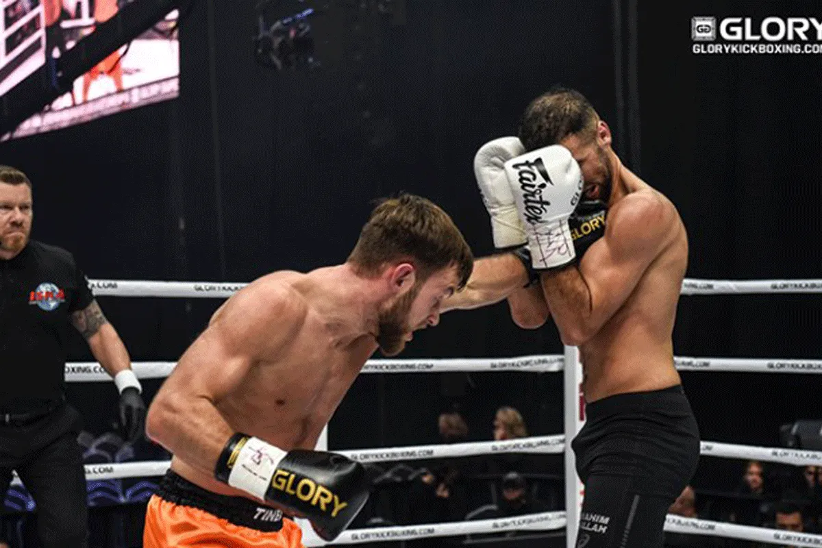 'Tumor is terug'! Kickbokser Robbie Hageman gaat gevecht aan ...