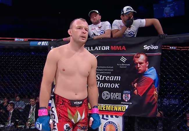 Shlemenko doet 2e anti doping test en vraagt of Mousasi ook is getest!